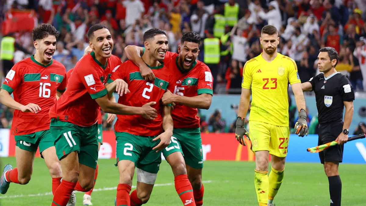 Goleiro de Marrocos exalta conquista de vaga nas quartas de final