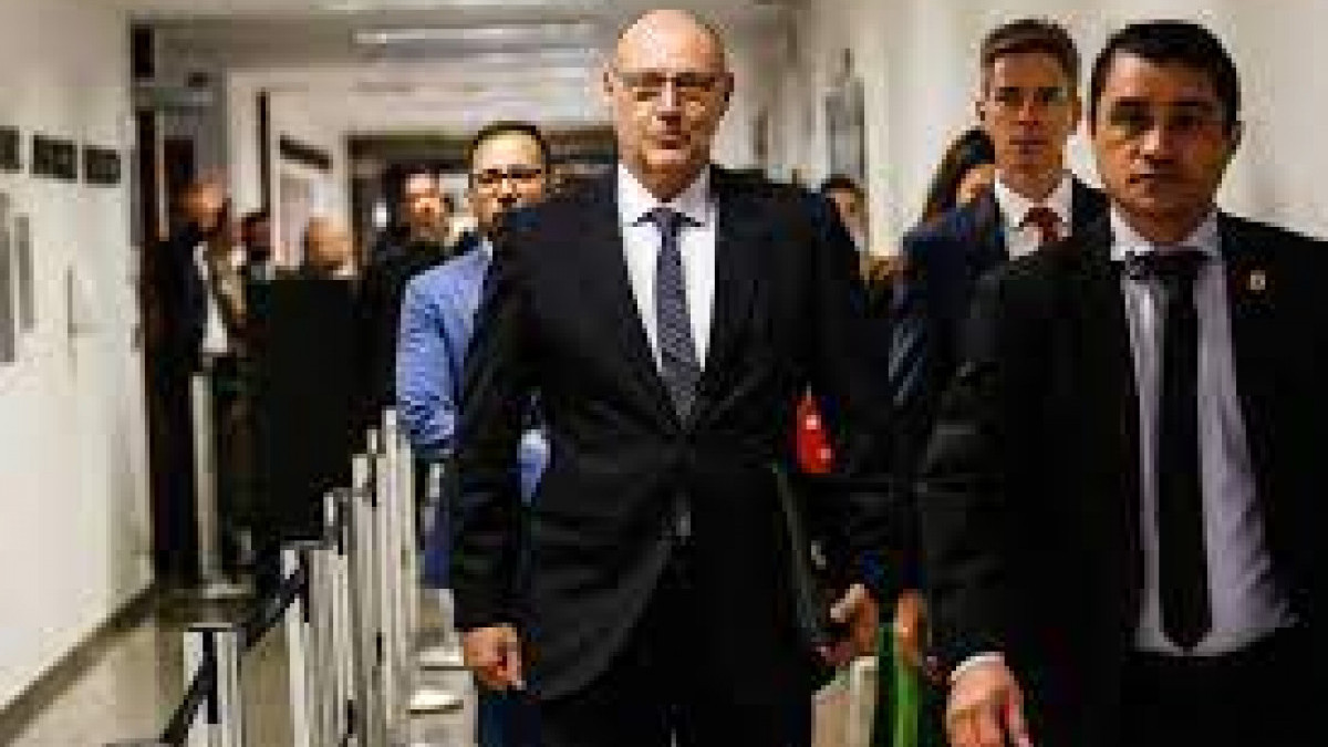 Abin é reformulada sob Lula em meio a turbulência do 8/1 e investigação ...